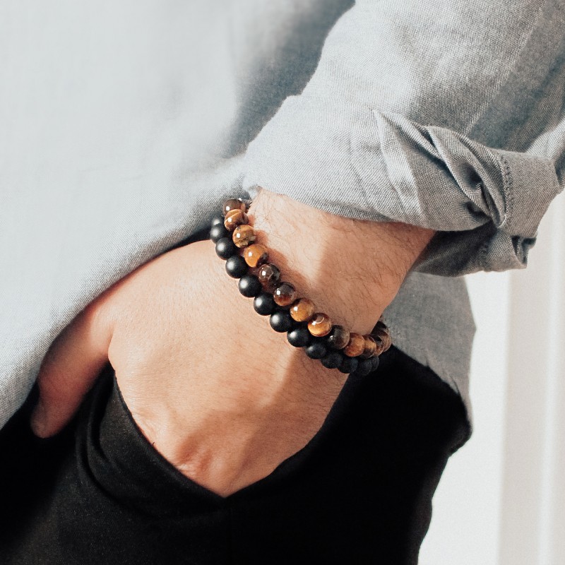 Bracelet perle oeil de tigre et agates noires à personnaliser